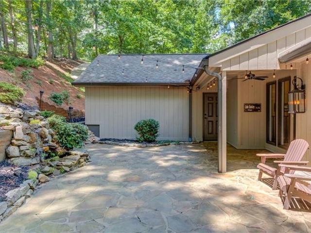5544 Hidden Harbor Trl, Gainesville, GA 30504