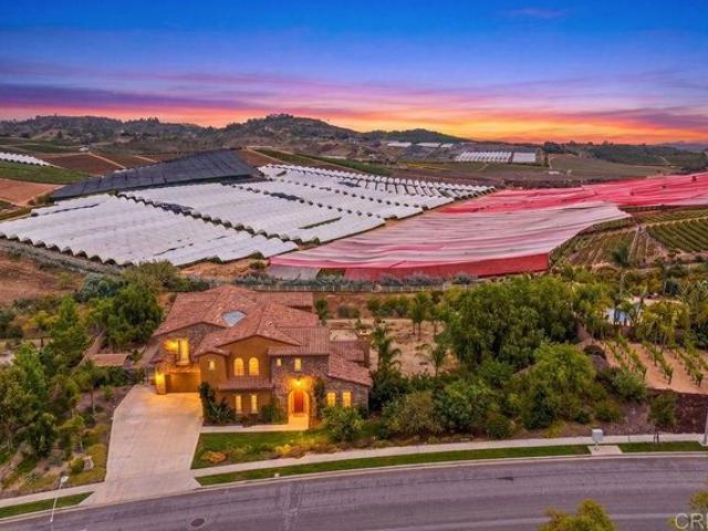 5544 Papagallo Dr, Oceanside, CA 92057