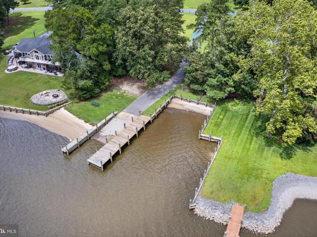 5545 Nithsdale Drive