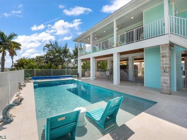 5545 Avenida Pescadora, Fort Myers Beach, FL 33931