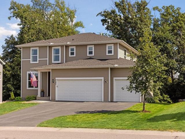 5545 Empire Ln N, Plymouth, MN 55446