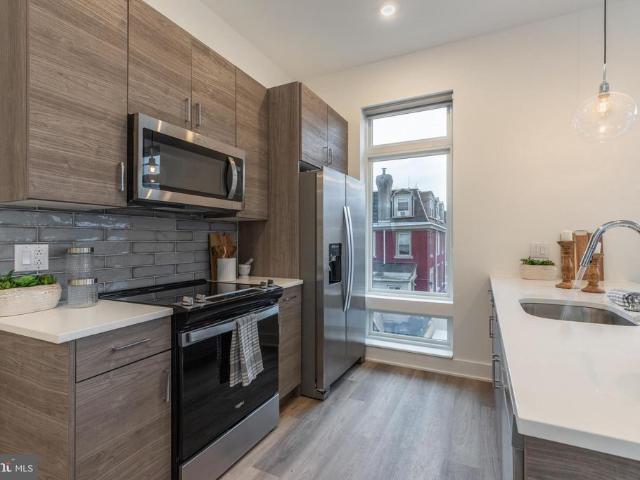 5545 Pulaski Avenue # 308