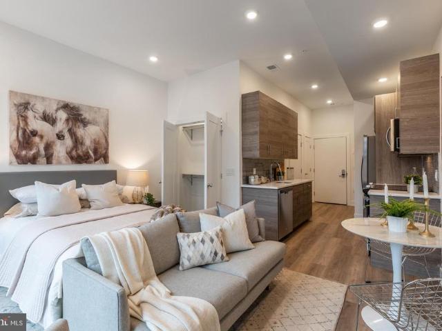 5545 Pulaski Avenue # 409