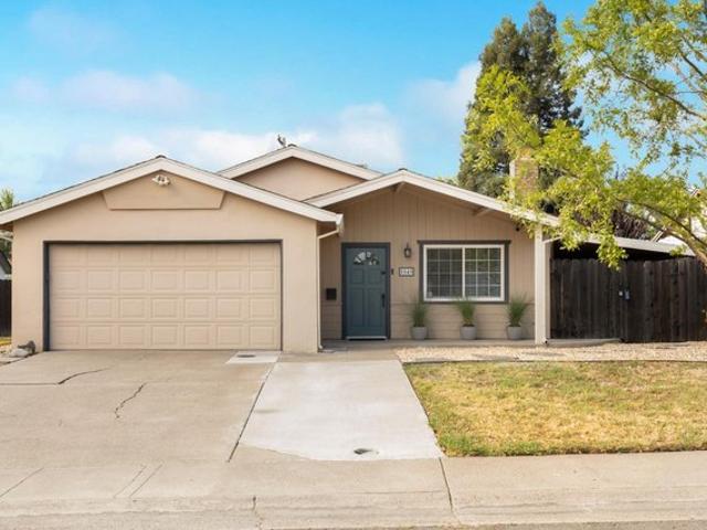 5545 Sapunor Way, Carmichael, CA 95608