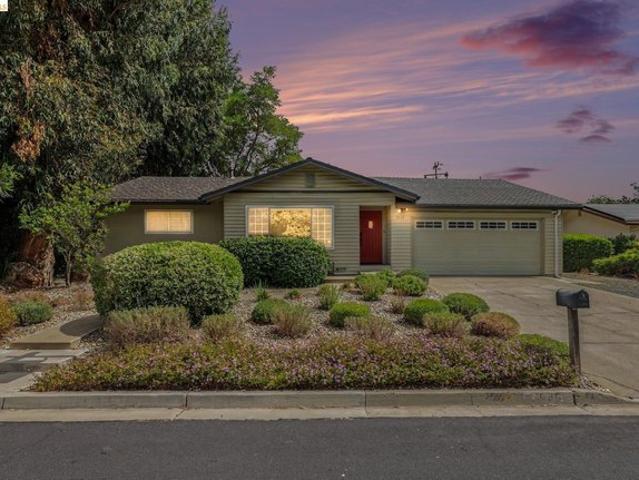 5545 Southbrook Dr, Clayton, CA 94517