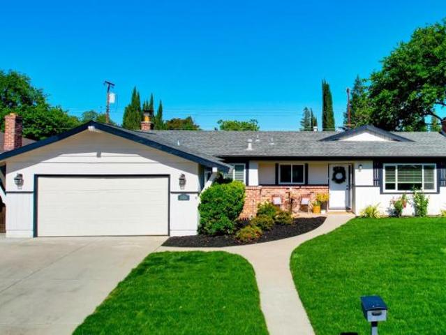 5545 Whitfield Way, Carmichael, CA 95608