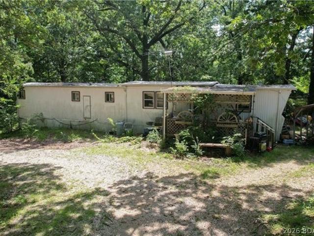 5546 N State Highway 7, Camdenton, MO 65020