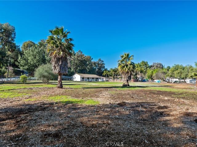 5546 paradise valley road