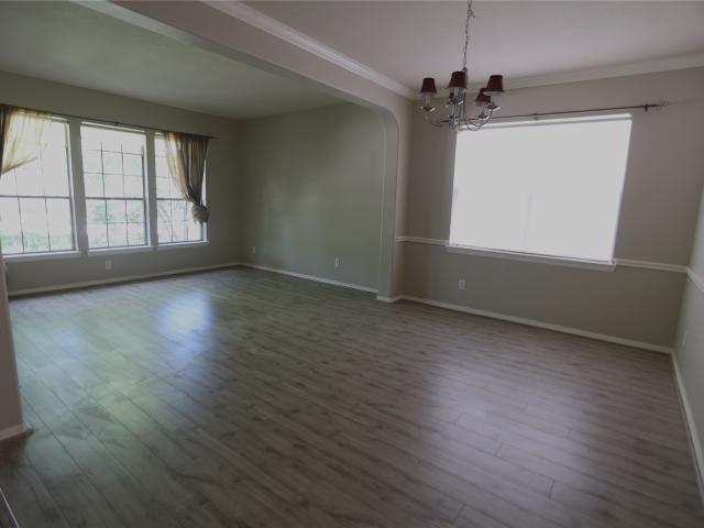 5547 Linden Rose Lane