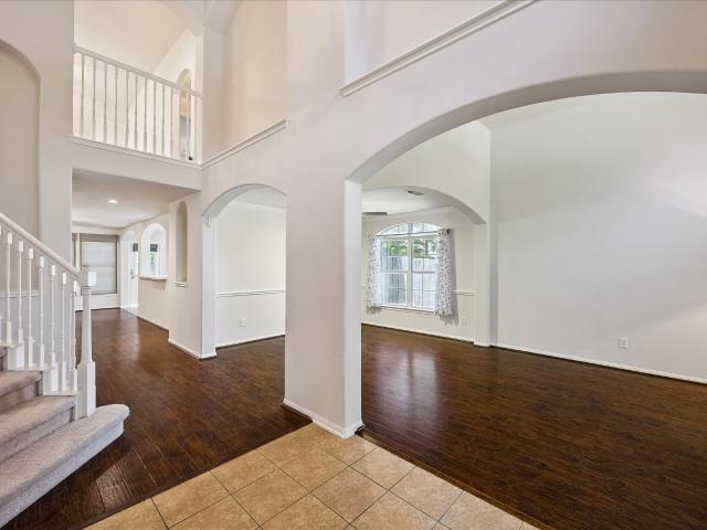 5547 Poplar Terrace Lane