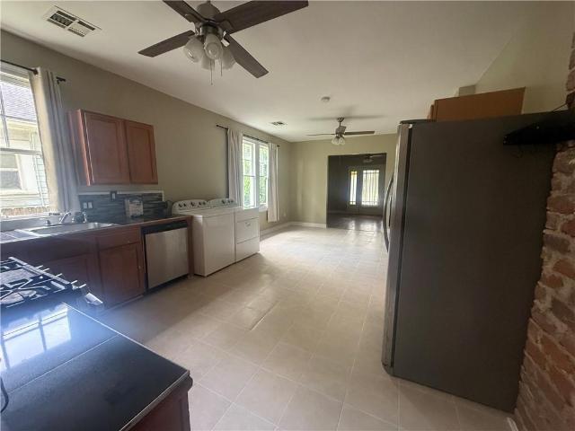 5547 Rosemary Place
