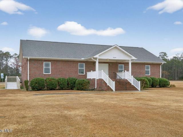 5547 Woodbridge Road