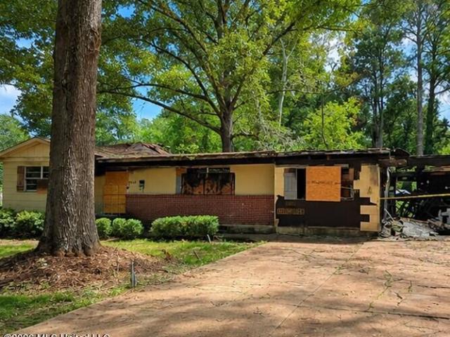 5548 Mimosa Drive