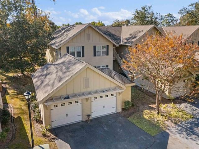 5548 Colonial Chatsworth Cir, North Charleston, SC 29418