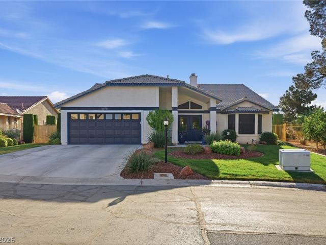 5548 Singing Hills Dr, Las Vegas, NV 89130 | MLS #2767 | Compass