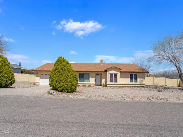 5549 E Rogers Dr, Hereford, AZ 85615