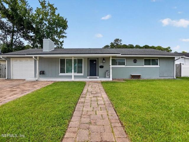 5549 Hickson Rd, Jacksonville, FL 32207