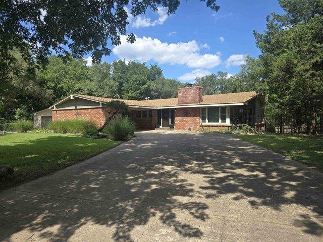 5540 N Porter Ave, Wichita, KS 67204