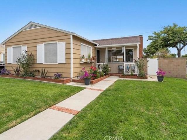 5540 W 138th Pl, Hawthorne, CA 90250