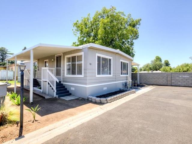 5541 E Tulare St Spc 13, Fresno, CA 93727