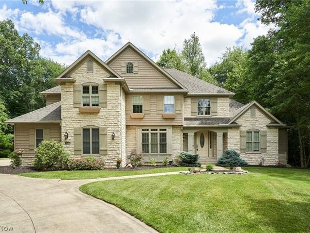 5541 Silver Fox Cir, Clinton, OH 44216