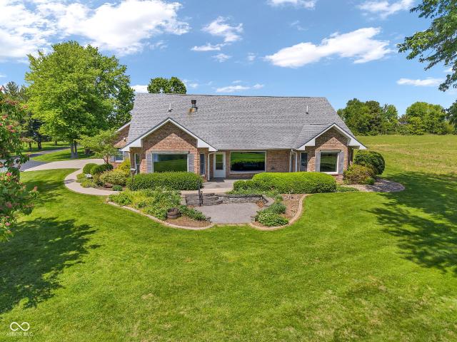 5542 E County Road 50 S
