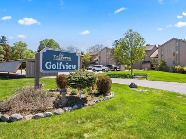 5542 Golfview Ct Unit 27, Williamsburg, MI 49690