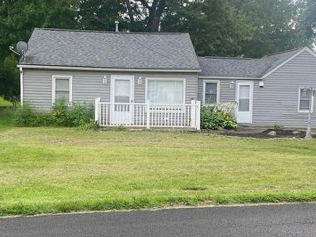 5542 Linn Rd, Amherst, OH 44001