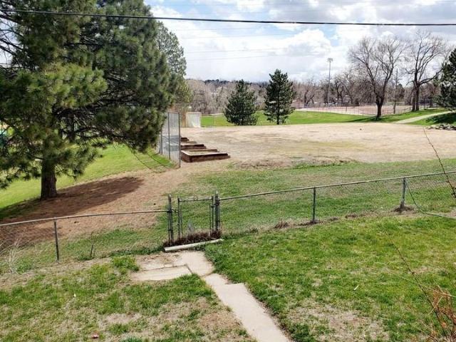 5542 5554 S. Grant St. 2 Bedroom Apartment for Rent at 5542 S Grant St, Littleton, CO 80121
