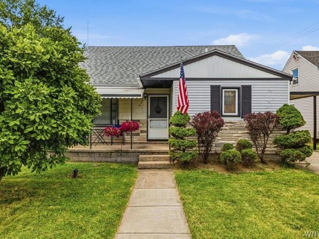 554 79th St, Niagara Falls, NY 14304