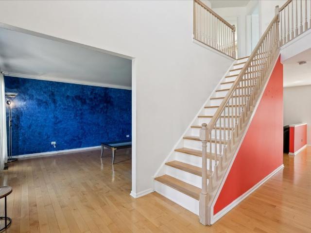 554 Charlton Court
