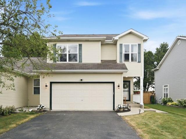 554 Chestnut Dr, Oswego, IL 60543