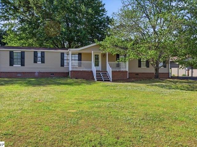 554 Berry Shoals Rd, Duncan, SC 29334
