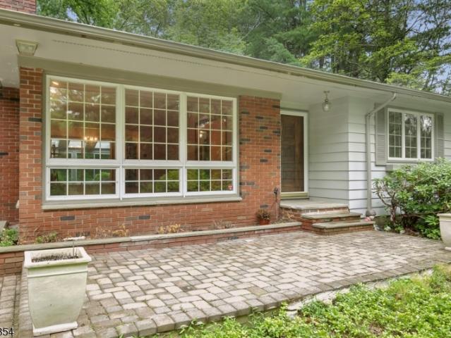 554 Green Pond Rd
