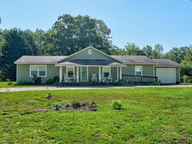 554 Green River Rd, Gaffney, SC 29341