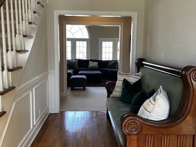 554 Halstead Dr