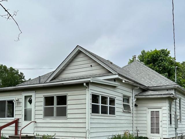 554 North Division Street