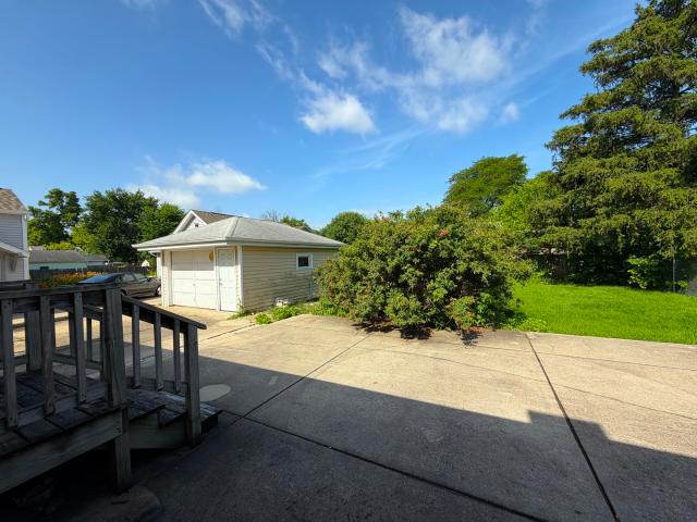 554 Westmore Meyers Road