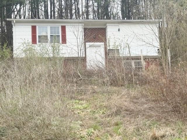 554 Whispering Pines Rd