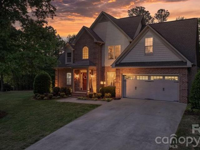 5554 Stillwater Dr, Granite Falls, NC 28630