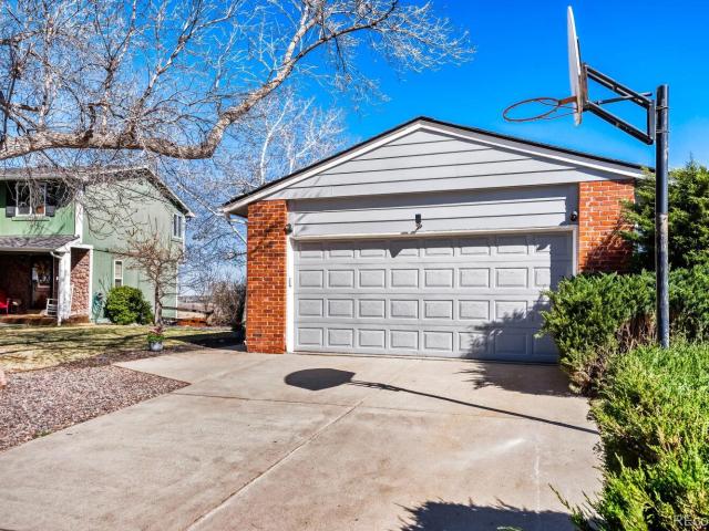 5554 S Lansing Ct, Englewood, CO 80111 | MLS #3937 | Compass