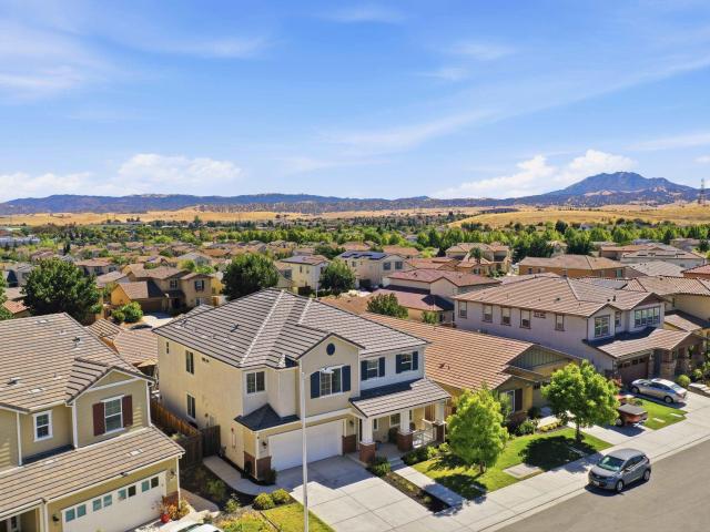 5555 Mountain Ridge Ct