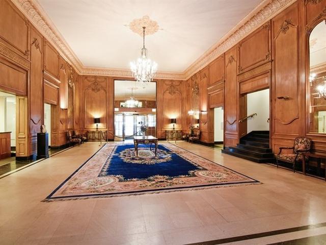 5555 N Sheridan Rd, Unit 1811, Chicago, IL 60640 | MLS #12611 | Compass