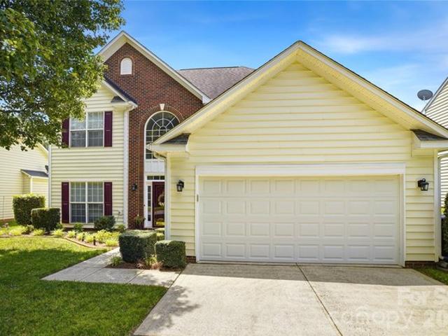 5555 Cambridge Bay Dr, Charlotte, NC 28269