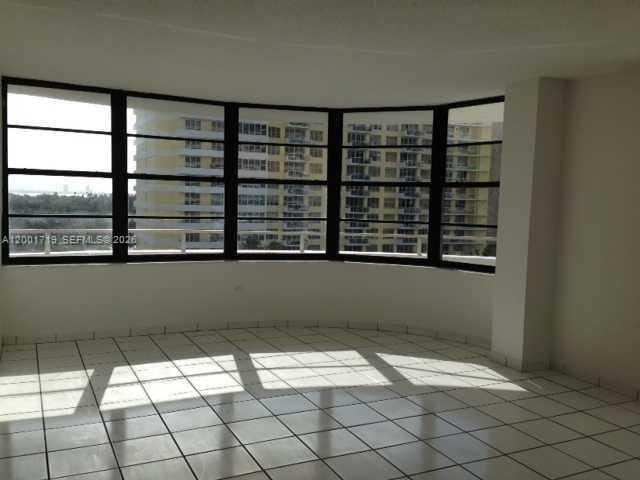 5555 Collins Ave Apt 8S, Miami Beach, FL 33140