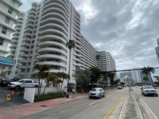 5555 Collins Ave #17A, Miami Beach, FL 33140