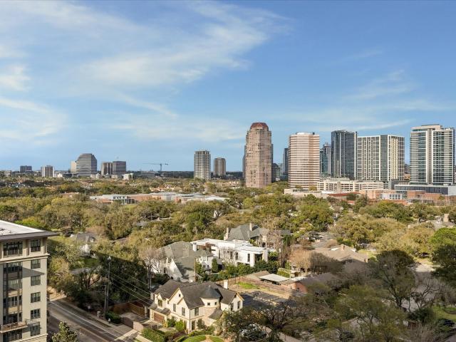 5555 Del Monte Drive 1305
