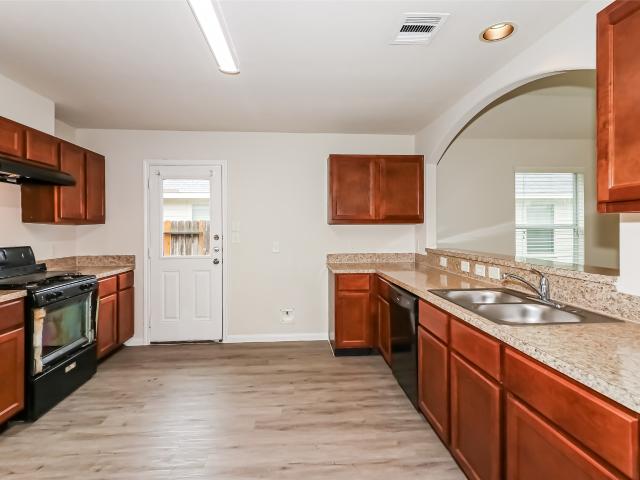 5555 Latta Plantation Drive