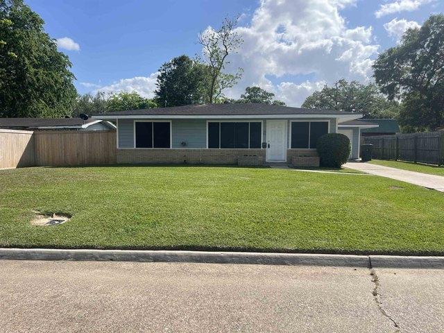 5555 Shivers Dr, Beaumont, TX 77708