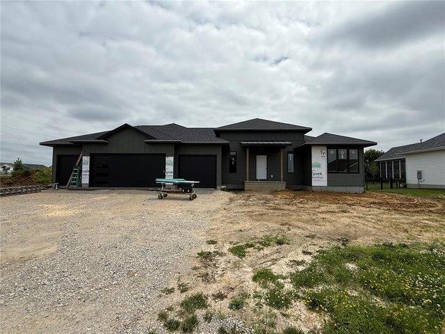 5557 Silver Rock Dr, Marion, IA 52302